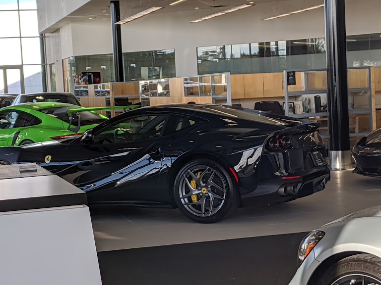 Mercedes-Benz of Fort Mitchell - Exotic Car Dealer Ft Mitchell Kentucky